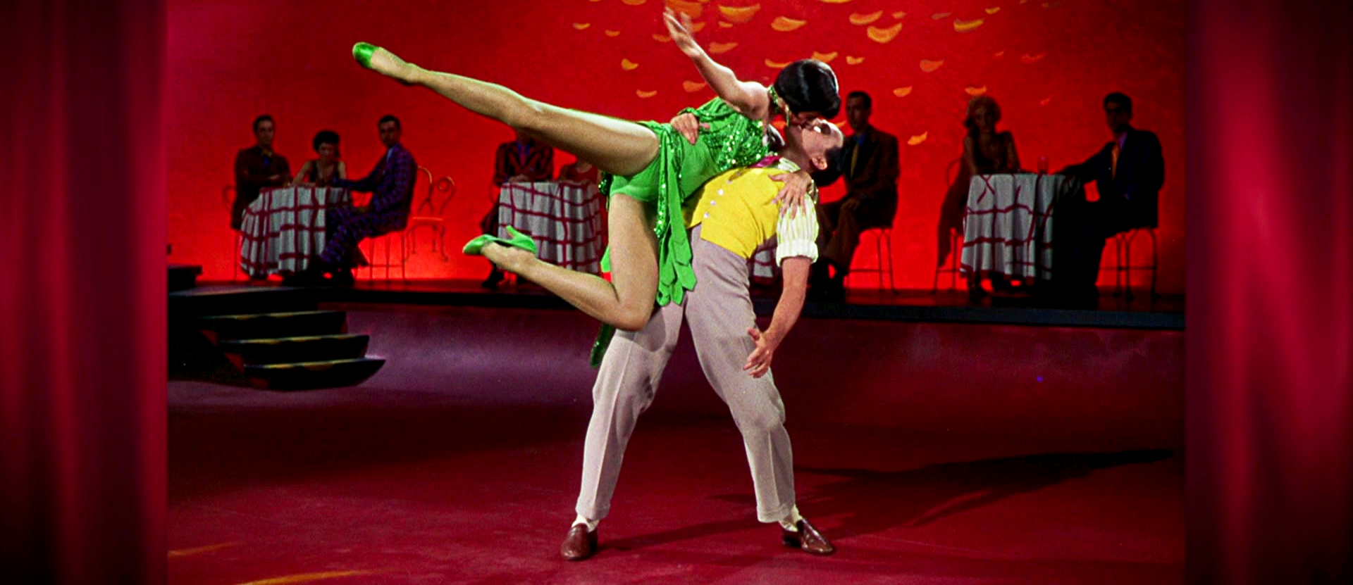 10 Classic Films with Influential Soundtracks