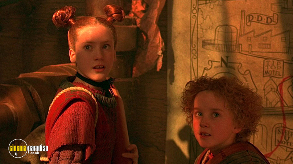 A still #20 from The Borrowers (1997) with Tom Felton and Flora ...