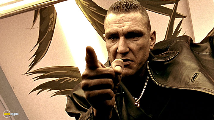 Rent Lock, Stock and Two Smoking Barrels (1998) film | CinemaParadiso.co.uk